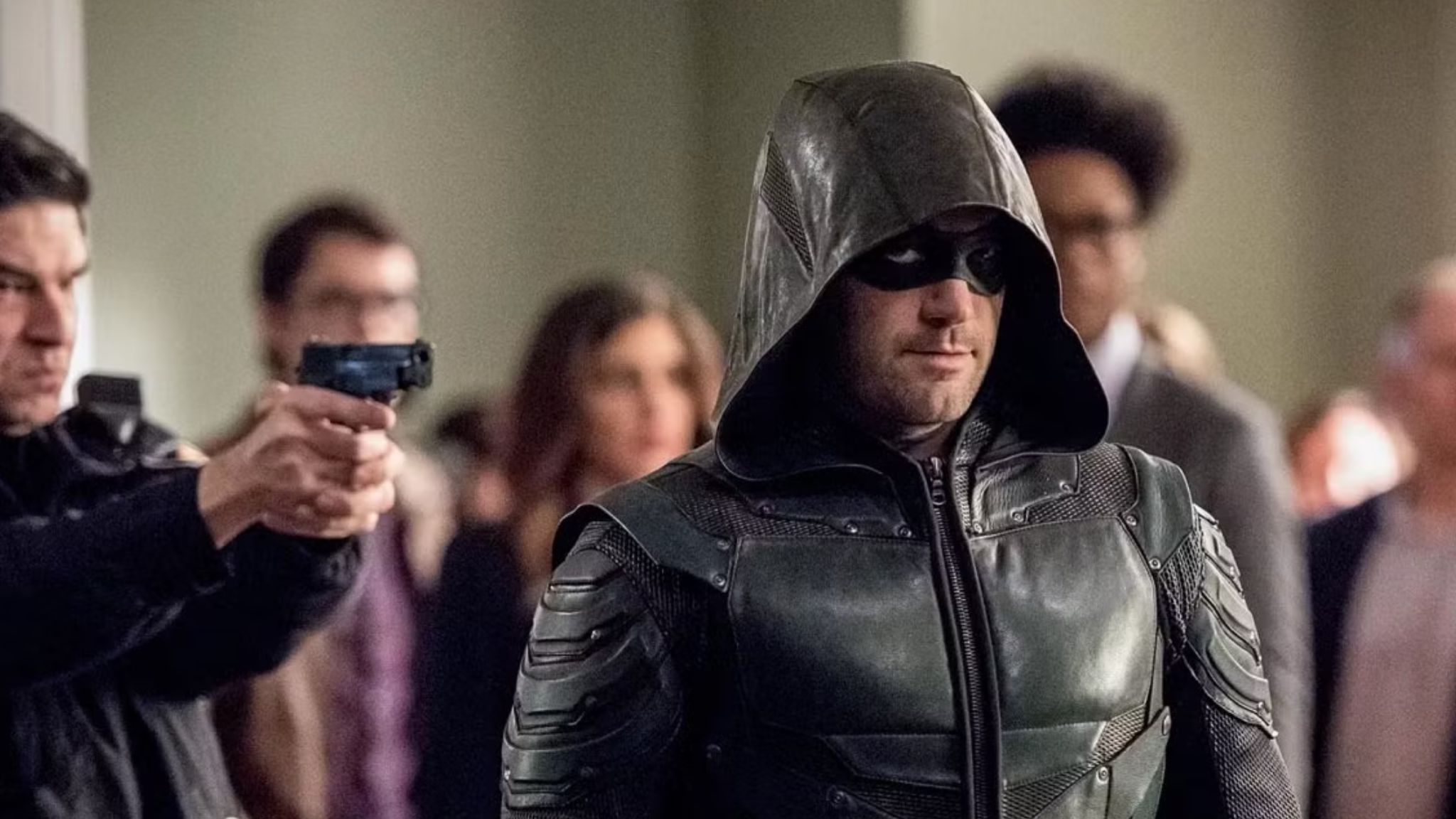 Every Arrowverse Character to Wear the Green Arrow Suit (That Isn't ...