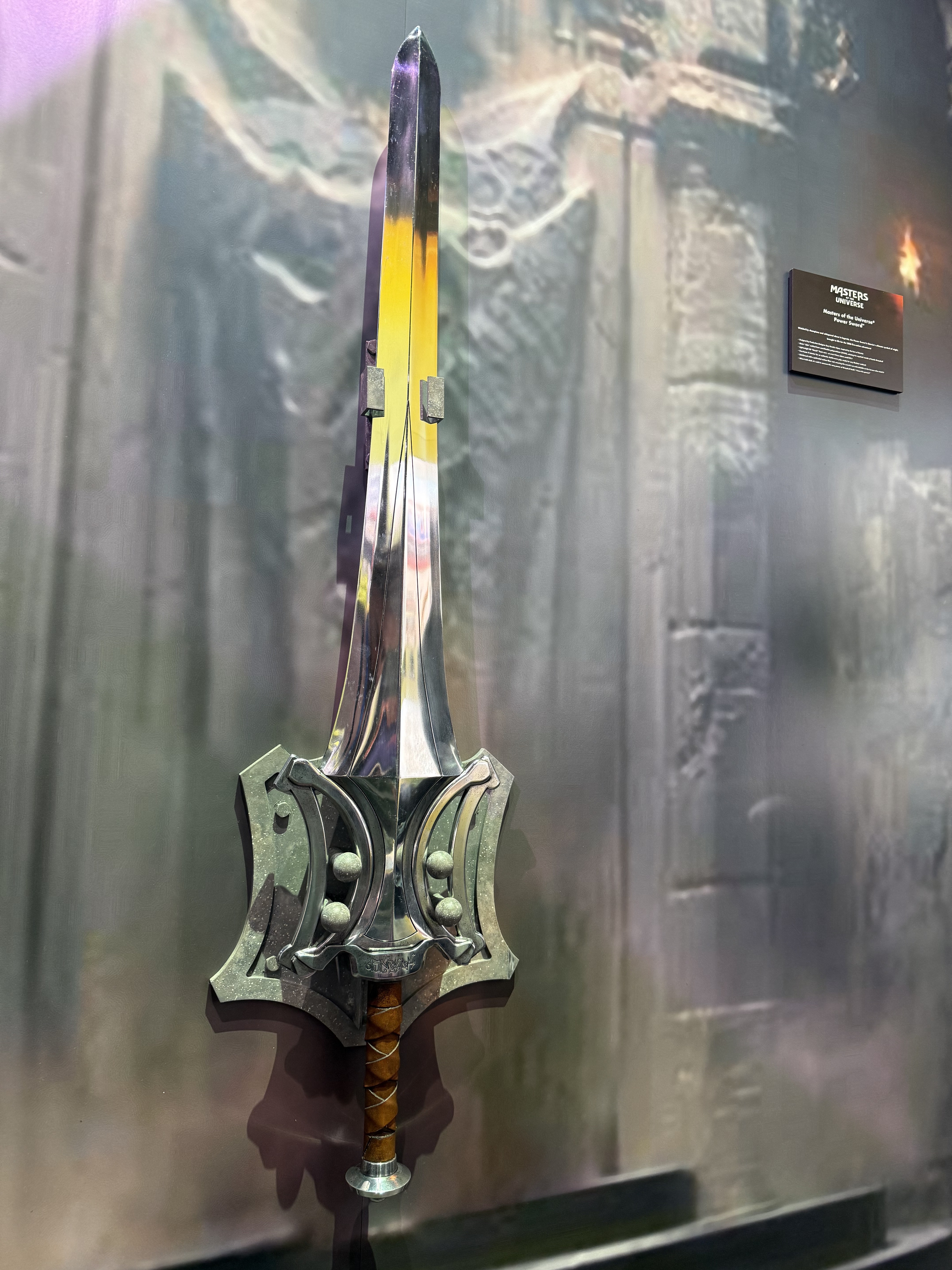 Masters of the Universe: First Look at He-Man's Power Sword Fixes a 40 ...