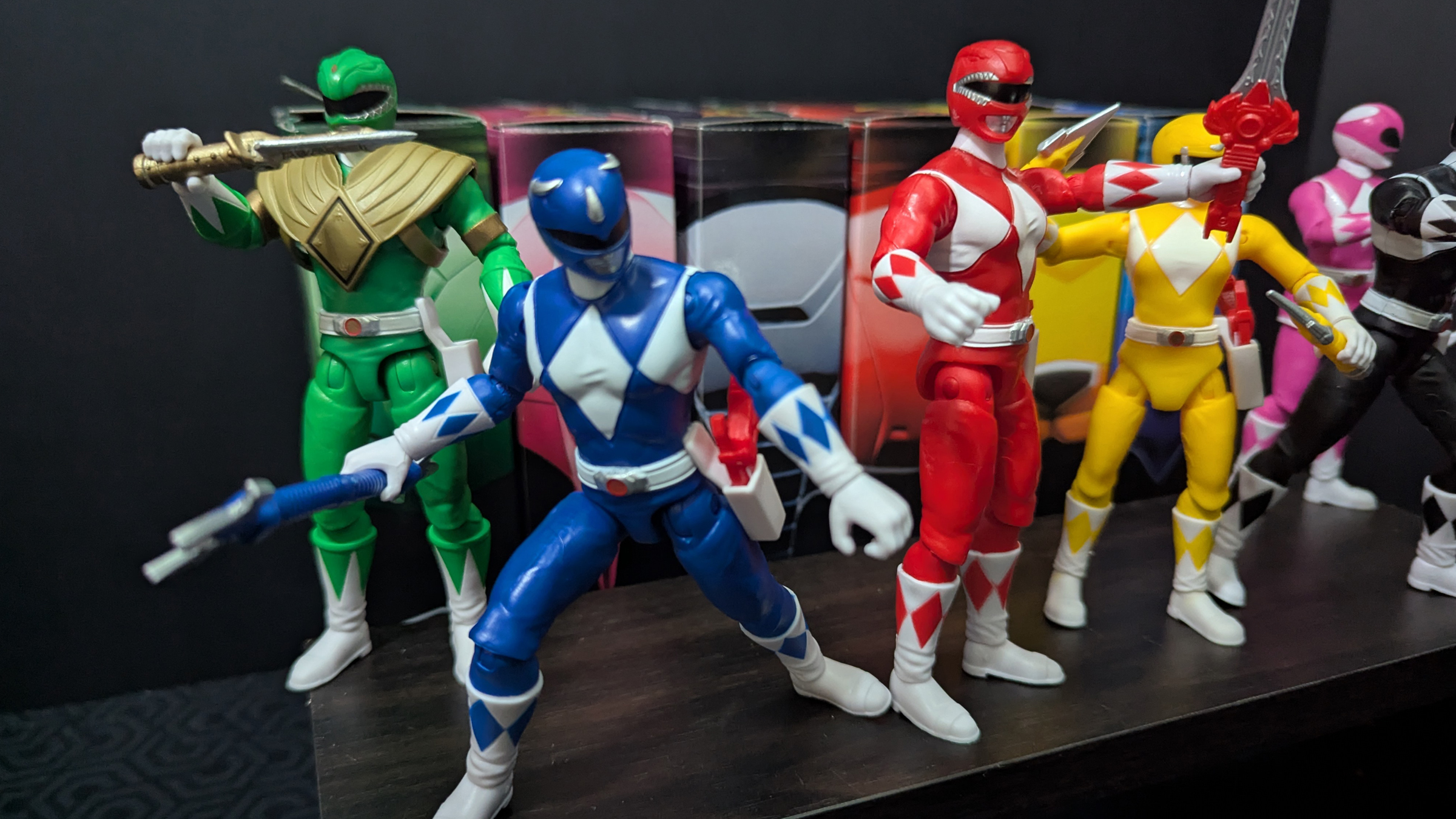 Mighty Morphin Power Rangers Enters New Era with Re-Ignition Toyline ...