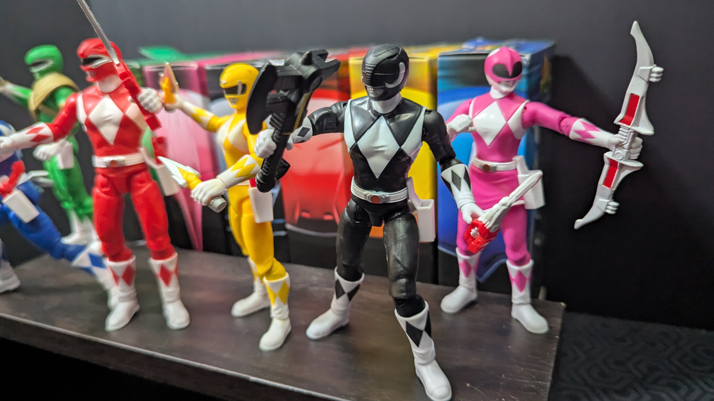 Mighty Morphin Power Rangers Enters New Era with Re-Ignition Toyline ...
