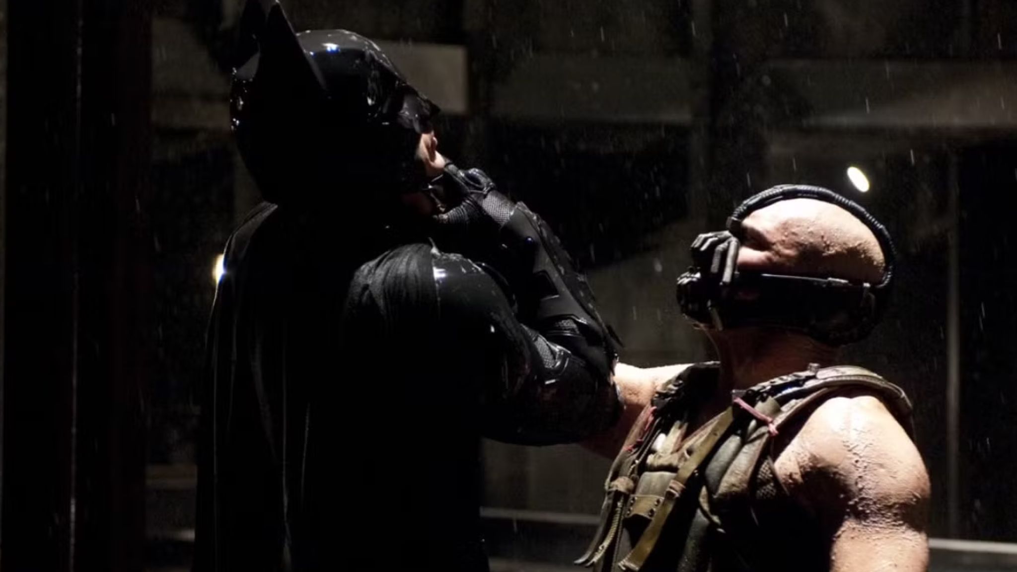 The Arrowverse's Most Terrifying Bad Guy Borrowed a Move From a Batman ...