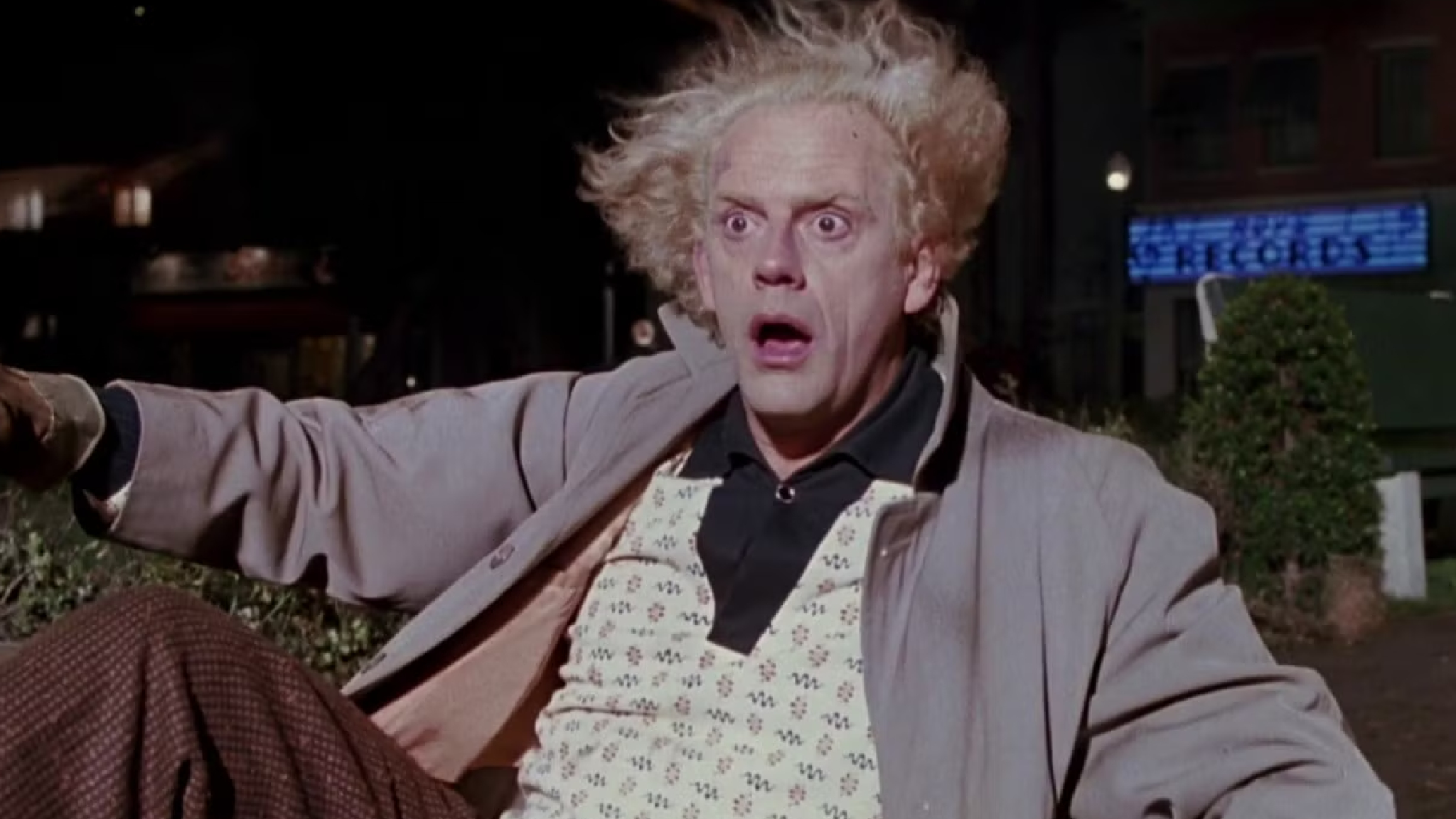 7 Back To The Future Theories That Will Change How You Watch the Movies ...