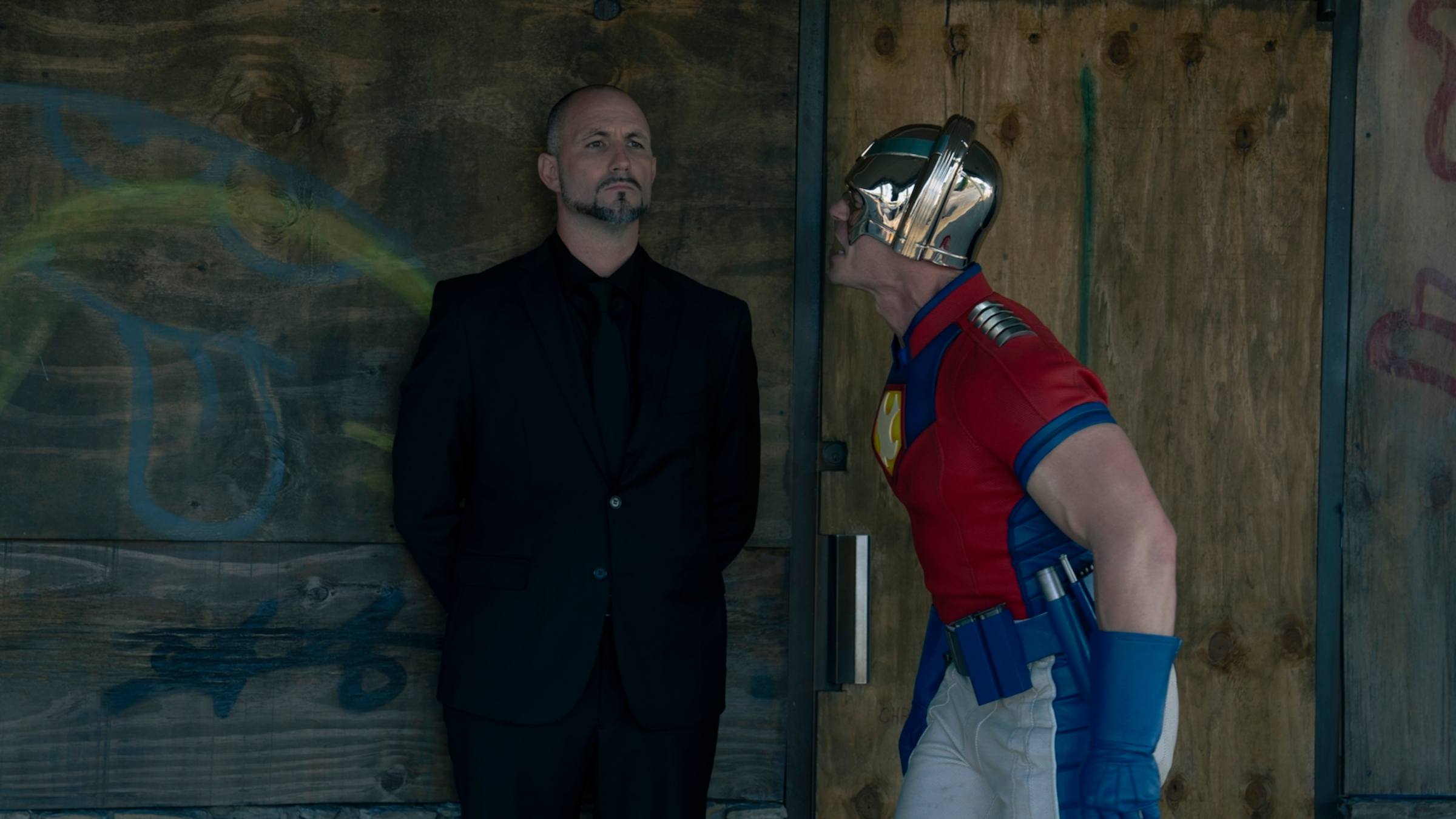 DC Fans Think Peacemaker Shaded a DCEU Star (& the Reactions Are ...