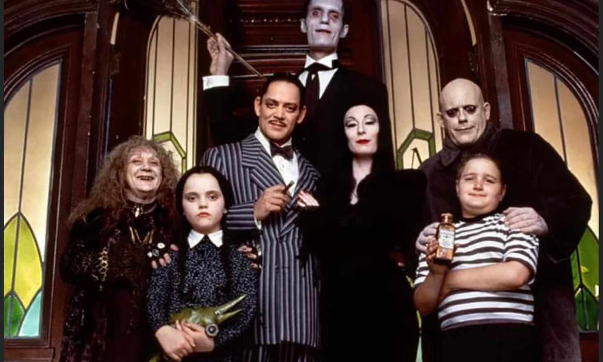 Wednesday Fans Can Watch The Addams Family Movies for Free (But There's ...