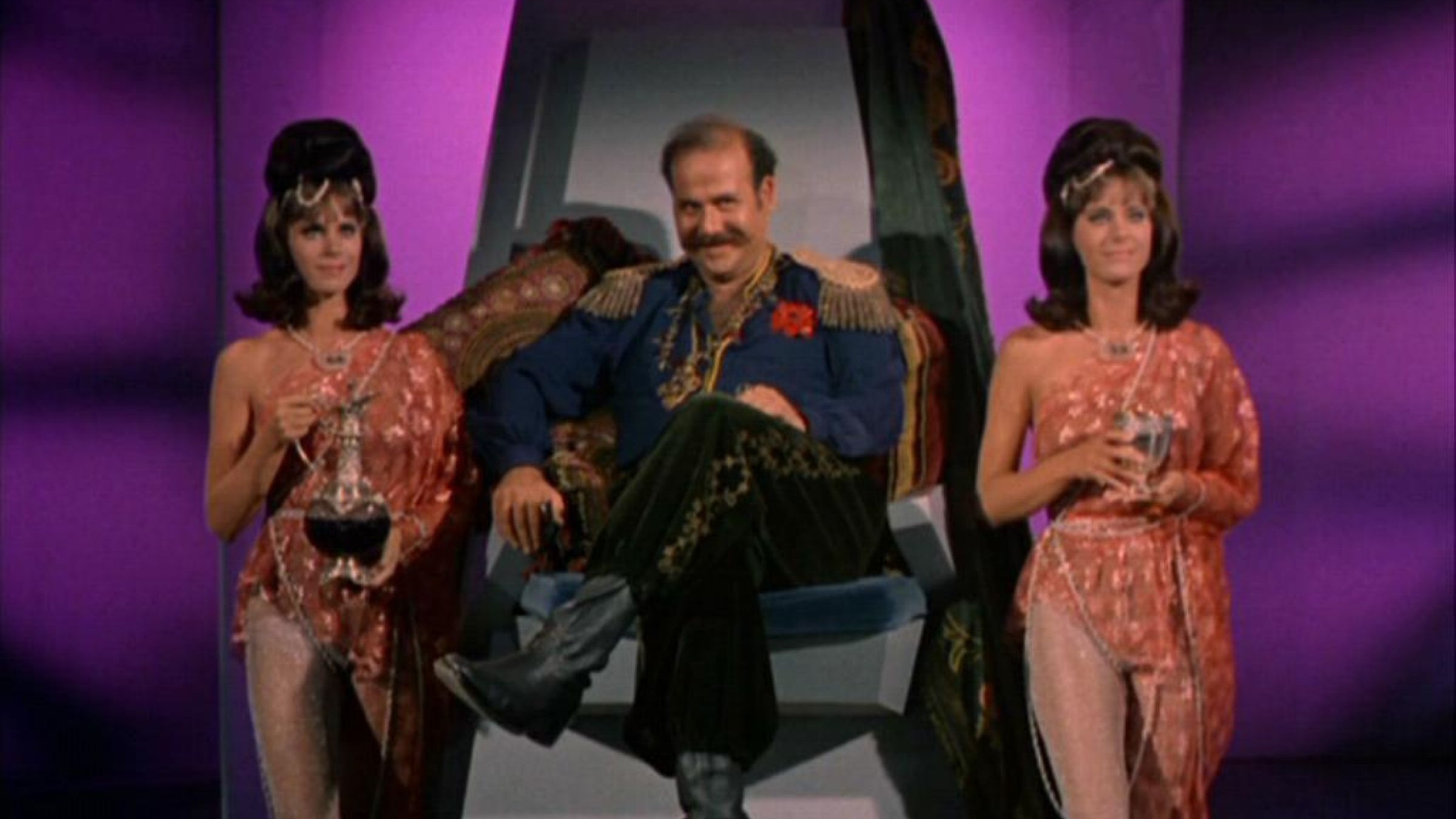 Every Major Star Trek TOS Character Who Hasn't Returned in Strange New ...