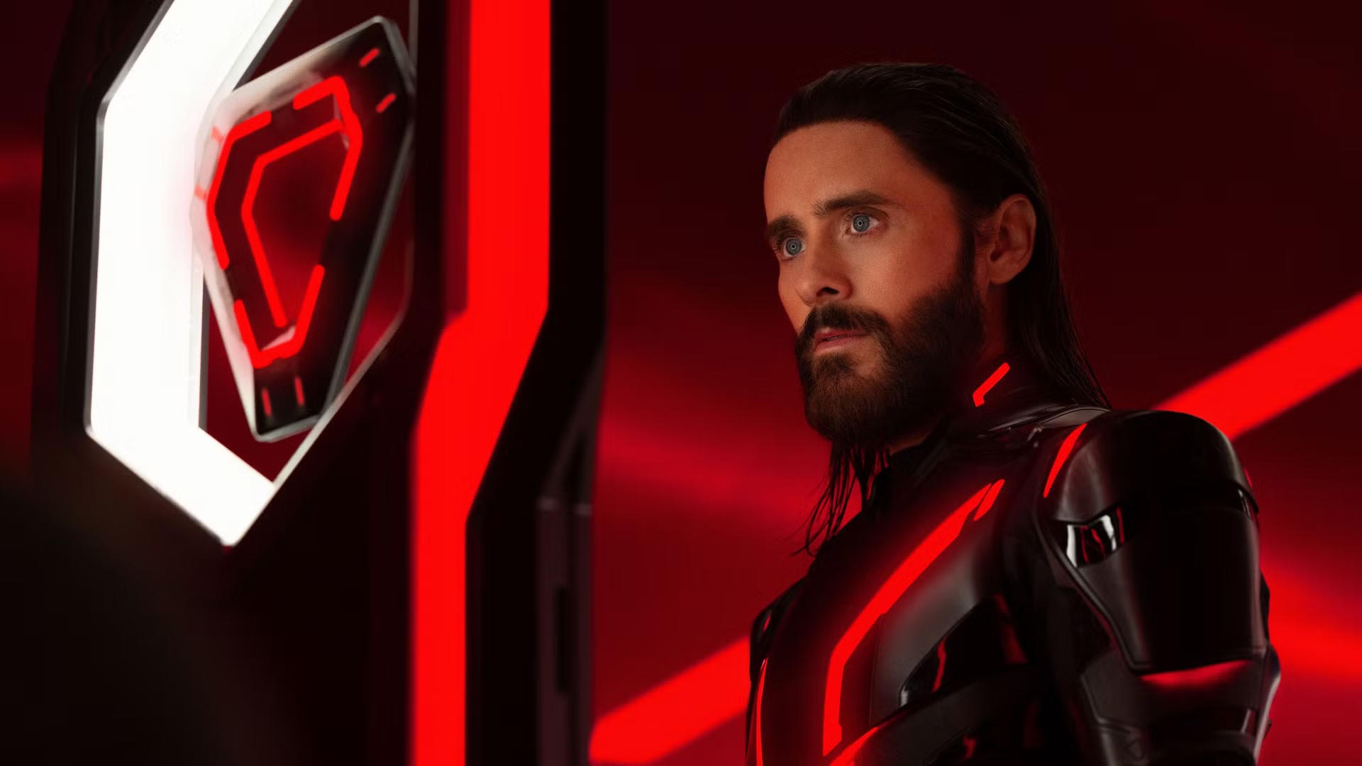 Tron: Ares' Ending and Credits Scene Set Up The Sequel Fans Really Want ...