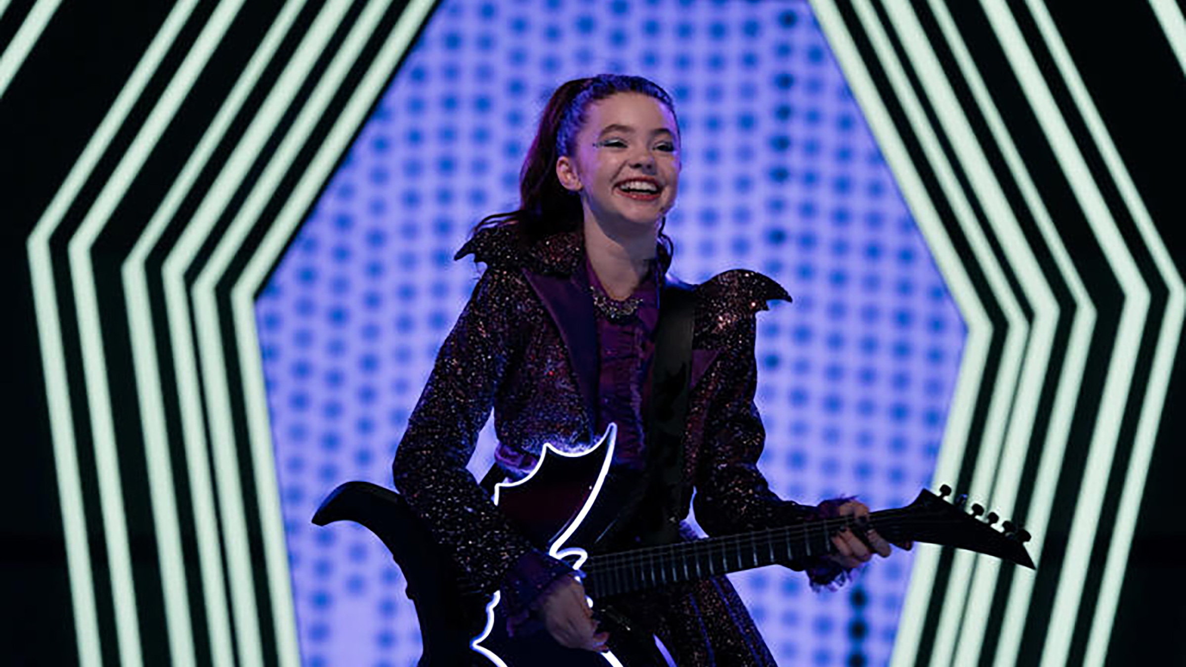 Disney’s Revived Vampire Show Becomes an Instant Streaming Success 5 ...