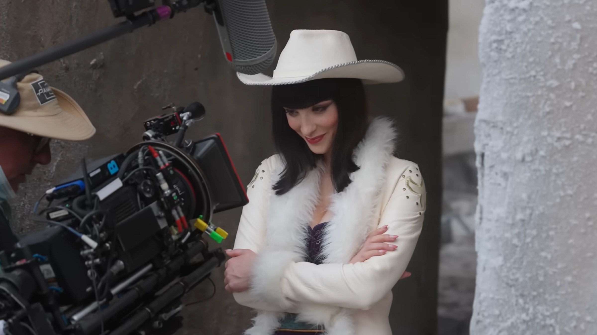 Netflix's One Piece Shares New Look at Robin's Live-Action Debut