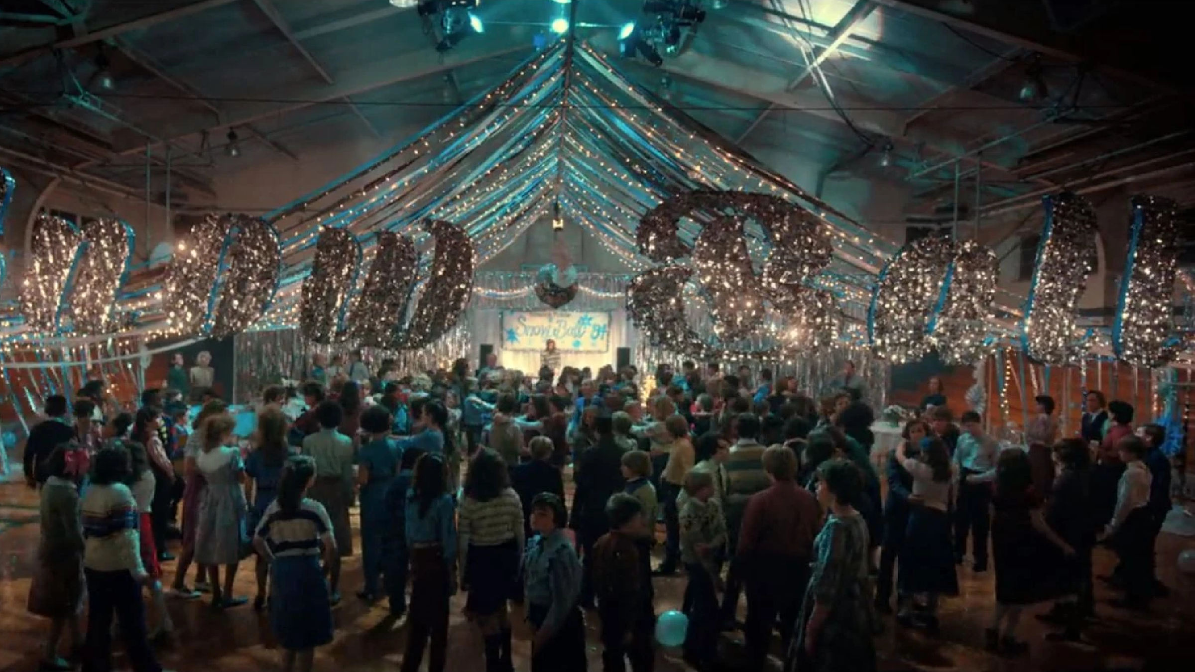 Stranger Things’ Full Timeline Explained, From Season 1–5 & All ...