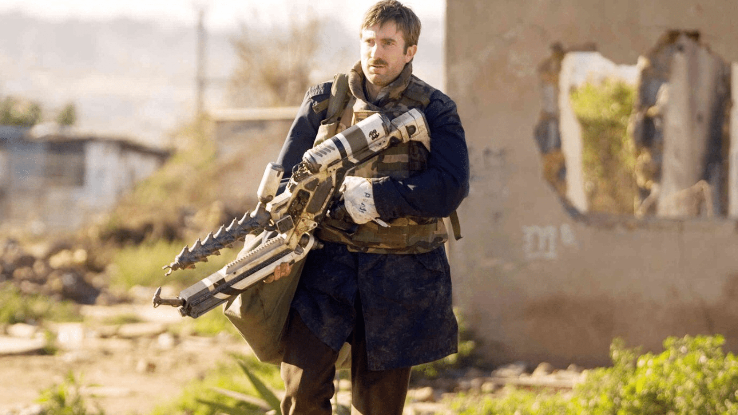 7 Coolest Sci-fi Movie Weapons of All-Time (That Aren't Ligthsabers ...
