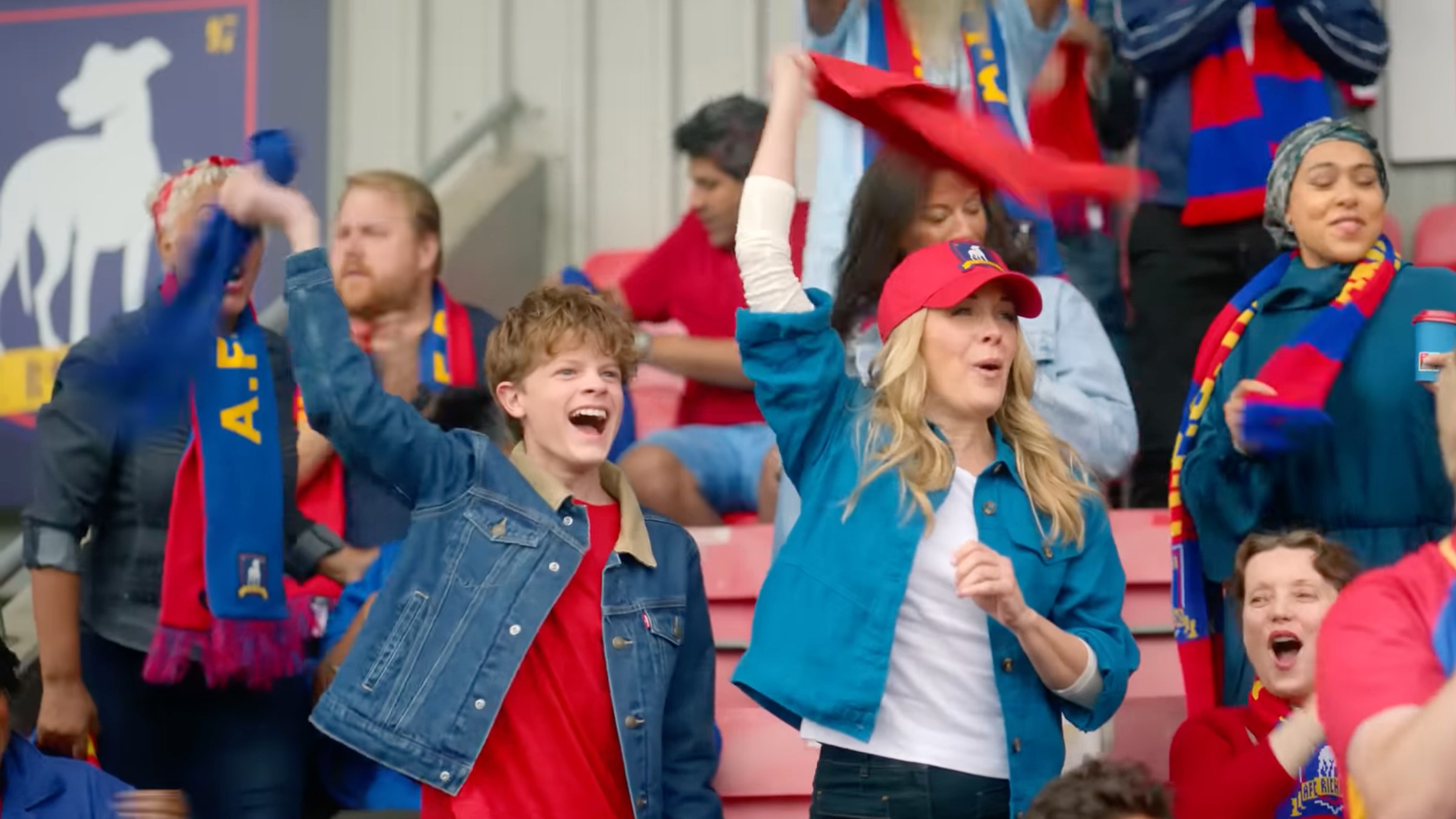 First Ted Lasso Season 4 Footage Reveals Key Recast Character & Release ...